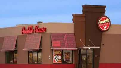 Huddle House to serve up St. Louis expansion - St. Louis Business Journal