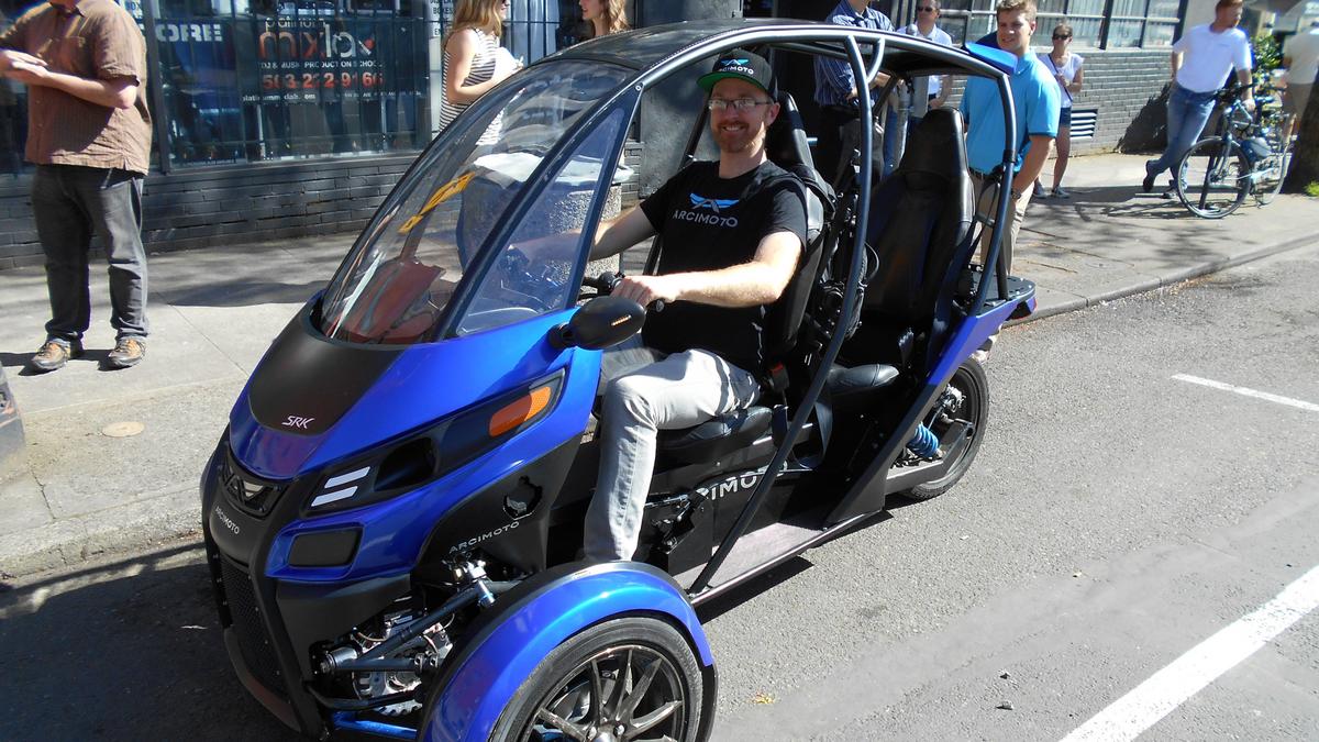 Ride along on a test drive of Arcimoto's electric motorcycle (Video ...