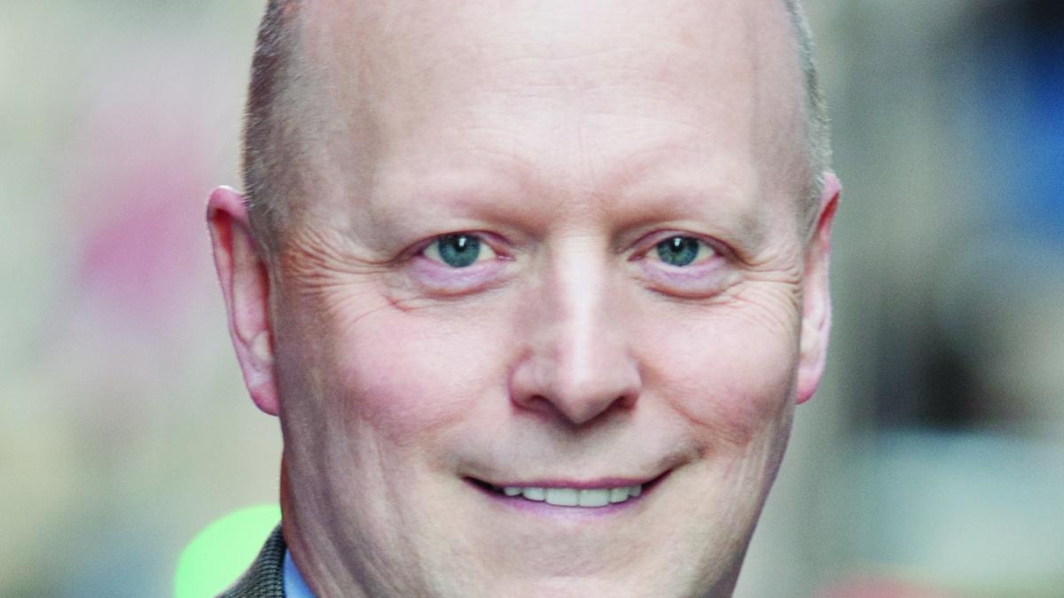 Calling all lawyers: Here's who White & Case is looking for as it ...