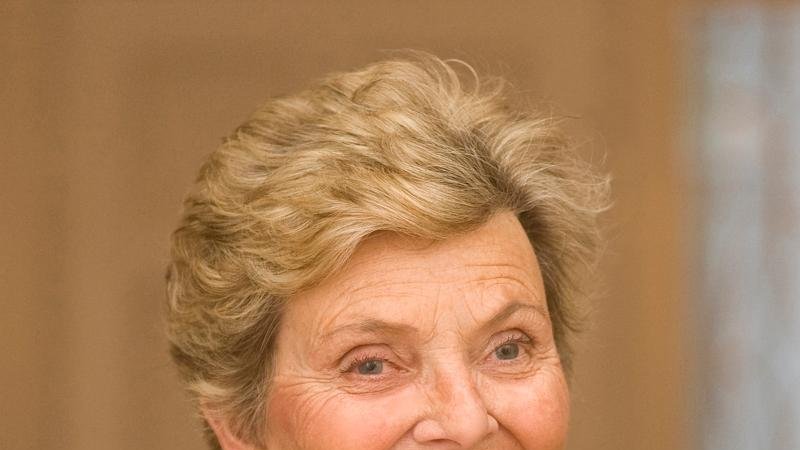 Susan Castellini, wife of Cincinnati Reds CEO Bob Castellini, will join ...