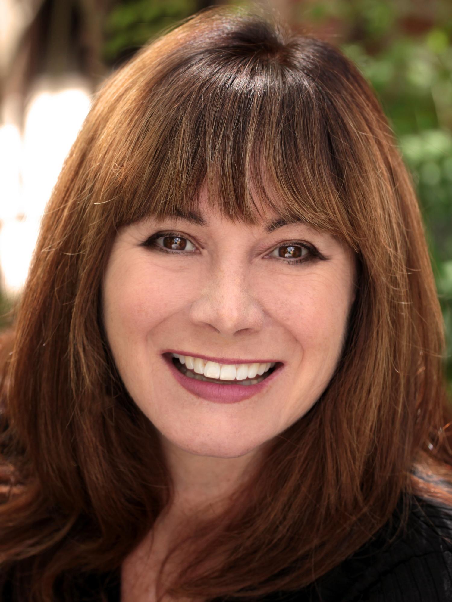 Lisa Barnes's Instagram, Twitter & Facebook on IDCrawl