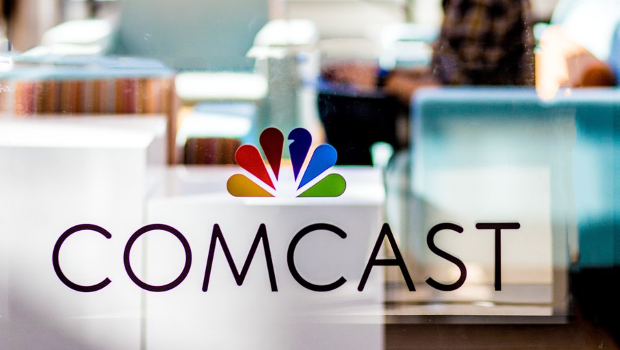 Comcast CEO touts new prepaid option to slow broadband customer losses ...