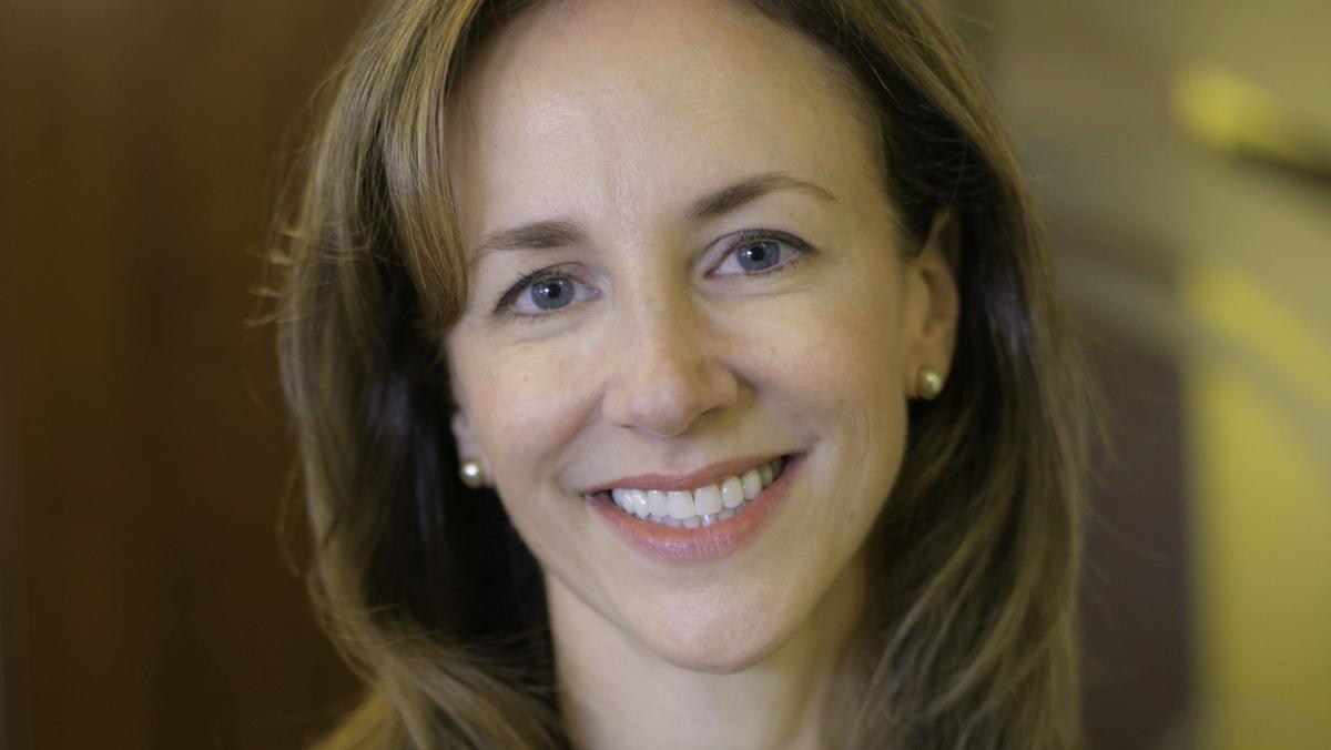 Influential Women 2016: Amy E. Weaver - San Francisco Business Times