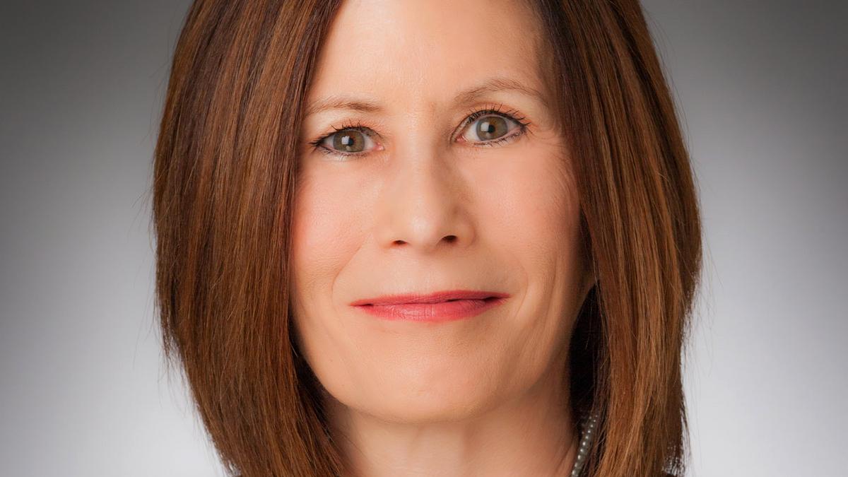 Influential Women 2016: Debra Bean - San Francisco Business Times