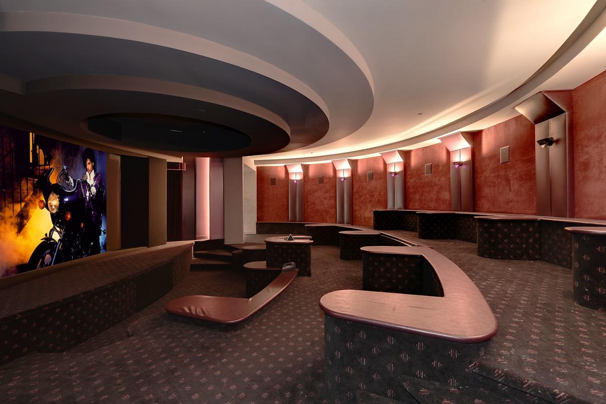 What's in Jimmy Jam's old house? 30 TVs, and that's after the bank took ...