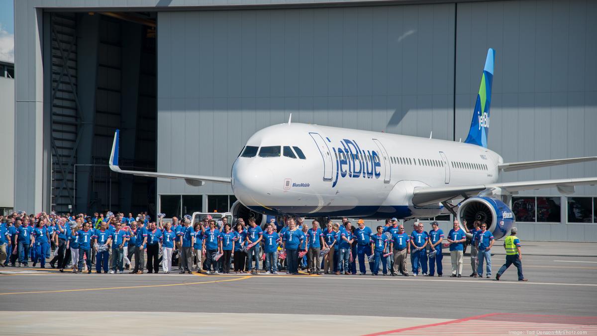 Boeing and Airbus each set delivery records in 2017 with plenty of help ...