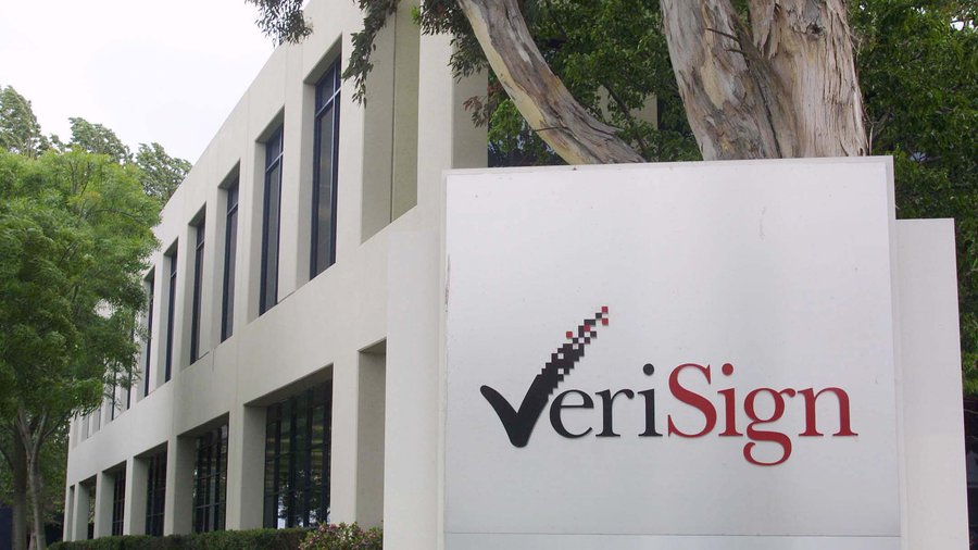 Berkshire Hathaway invests $74M in Reston's VeriSign - Washington ...