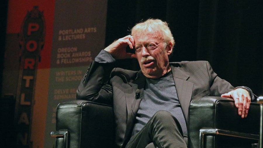 Phil Knight gives another $500,000 to Christine Drazan - Portland ...