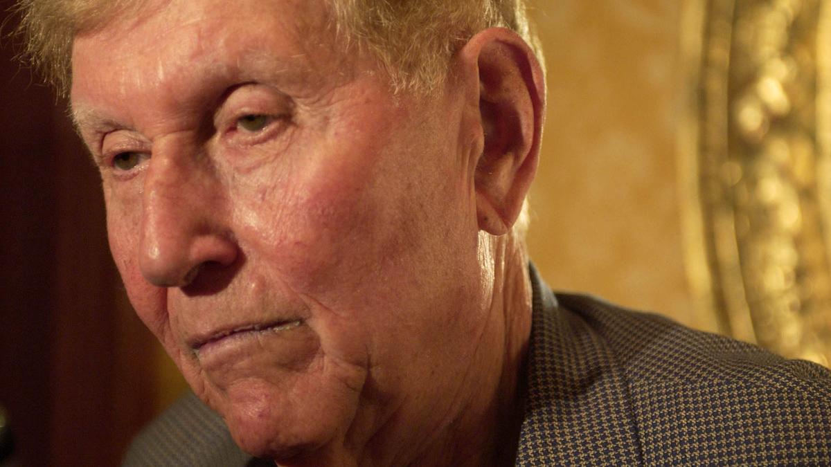 Sumner's Discontent: Lloyd Grove profiles Viacom's Sumner Redstone ...