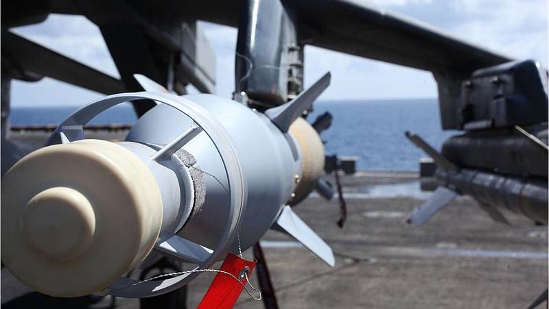Lockheed Martin and Raytheon to convert 'dumb’ bombs into laser-guided ...