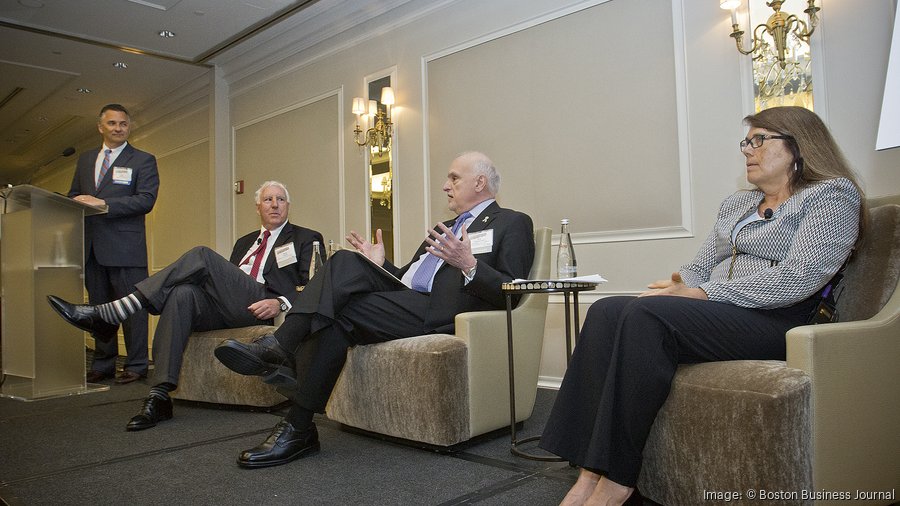 boston economy brkfst WEB45