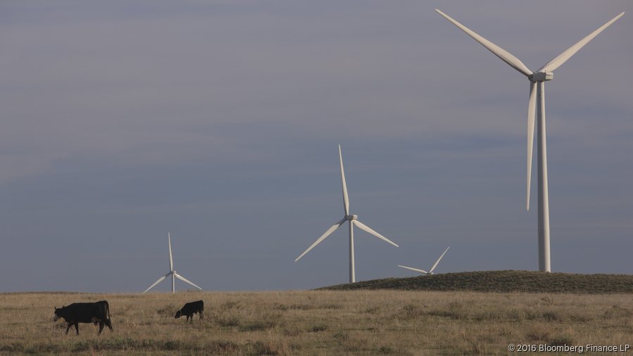 BLOOMBERG Colorado Wind Farm Turbines Fleming 050516