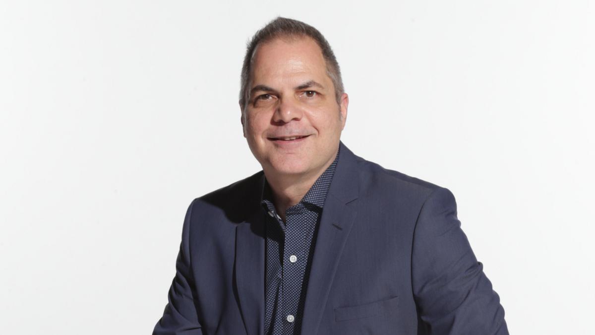 Outstanding Voices: David Armstrong has put Seattle's 5th Avenue ...