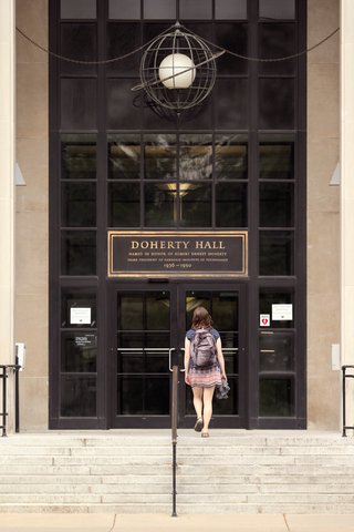 Pittsburgh university receives record number of applicants - Pittsburgh ...