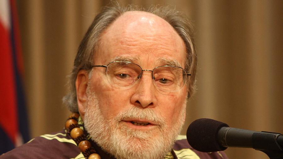 Hawaii Gov. Neil Abercrombie throws support to David Ige after defeat ...
