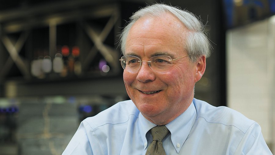 Kroger cuts outlook as chain faces falling food prices - Milwaukee ...