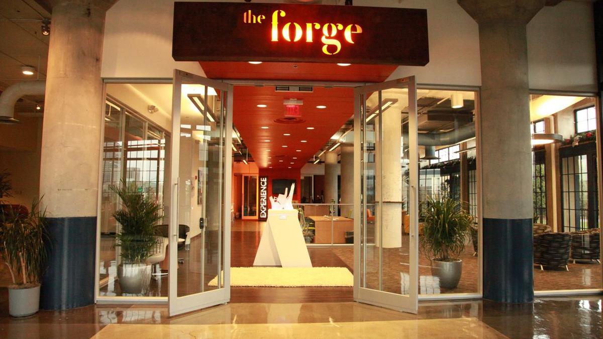 Accenture acquires fast-growing smart-vehicle, software firm Pillar ...