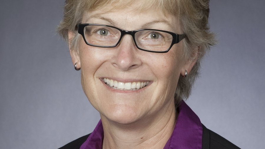 Opinion: Women should 'step up, step out and say yes' - Puget Sound ...